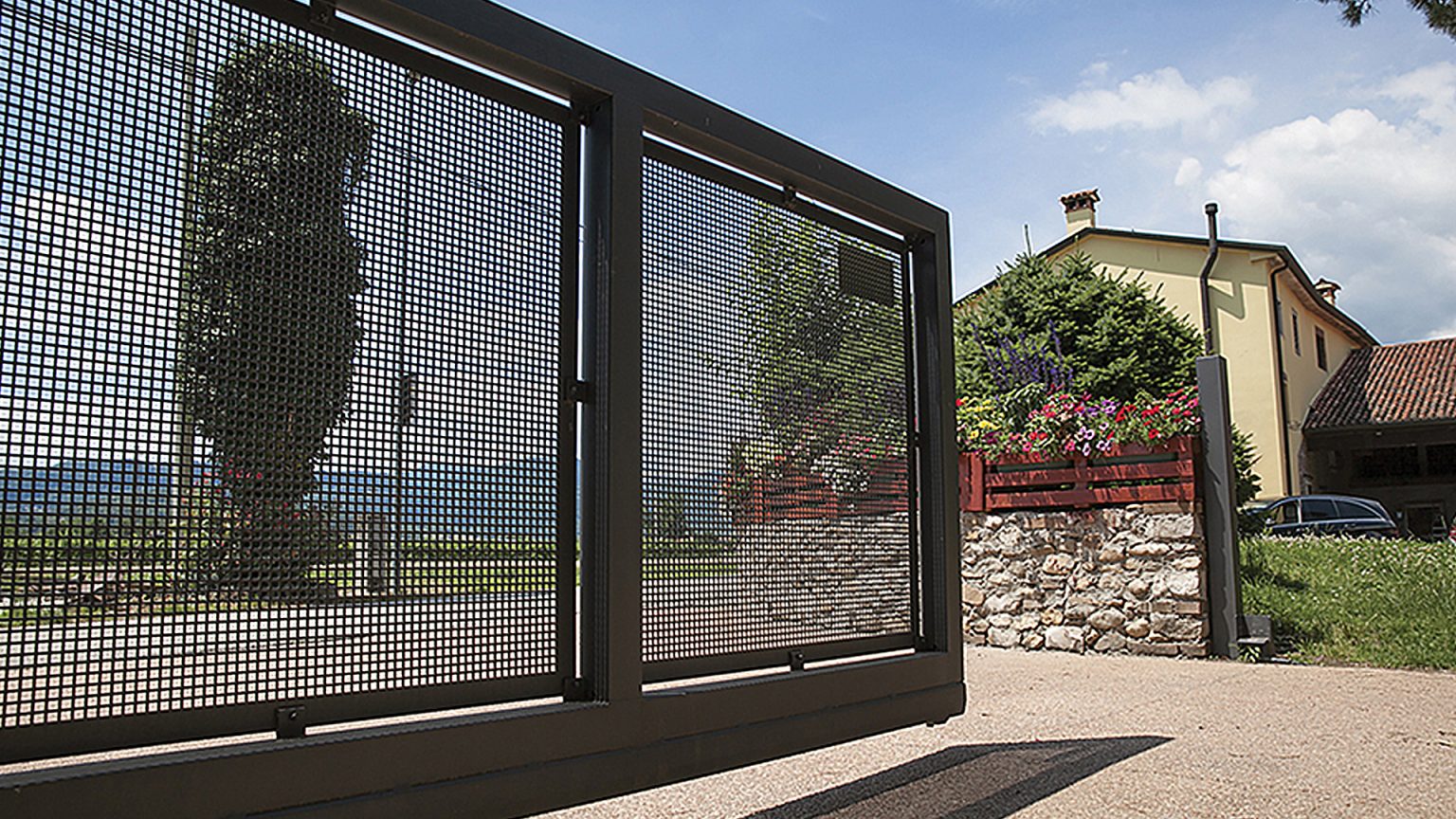 Συρόμενες Γκαραζόπορτες